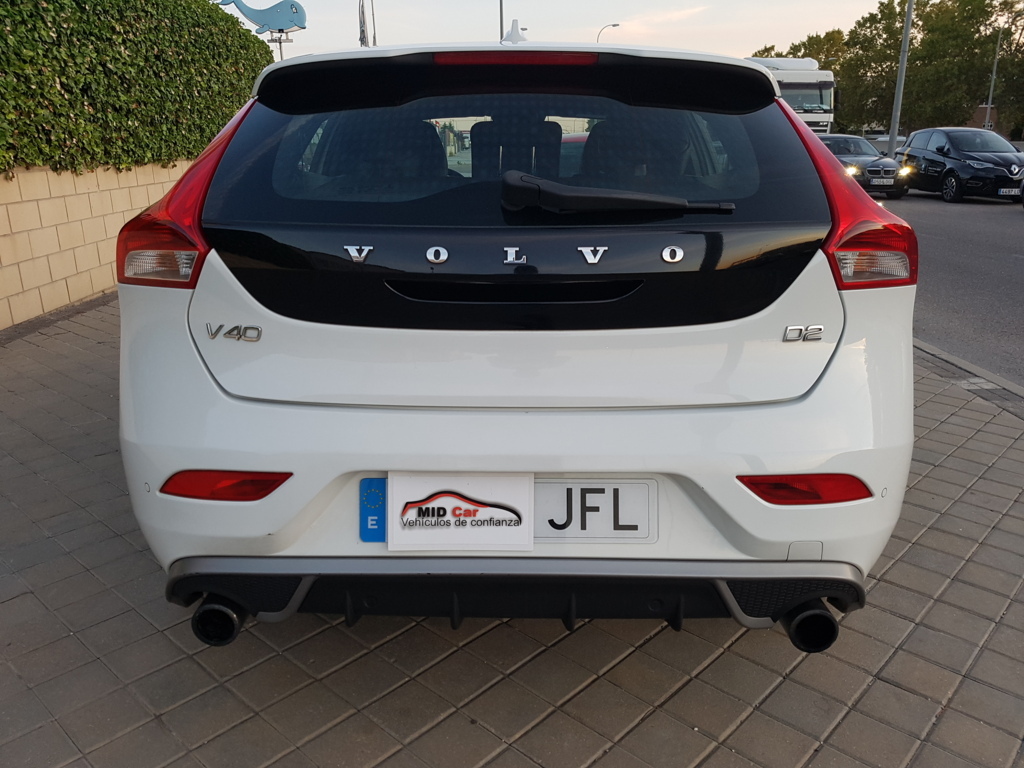 Volvo V40 D2 R-Design Auto. segunda mano y ocasión Madrid, Torrejón de ...